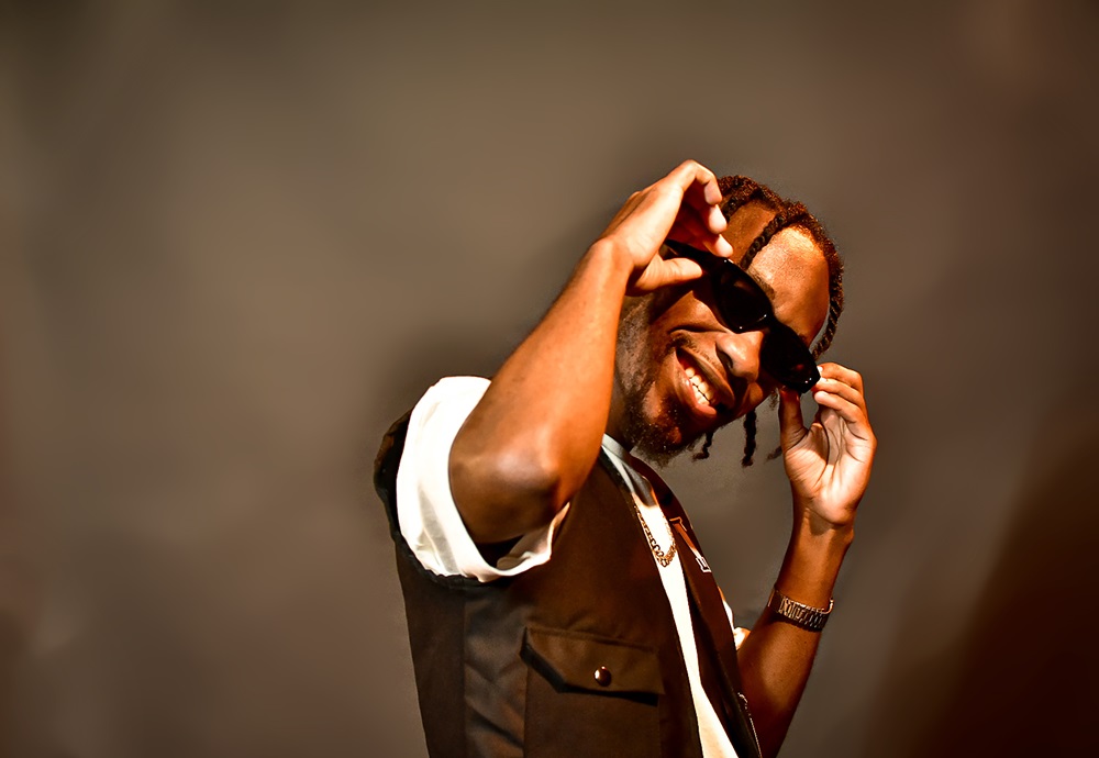 Introducing Versatile and Denz The Human 'Nomayini'