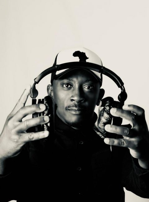Shandesh: Dance Artist of the Year Award Winner - the journalist dj
